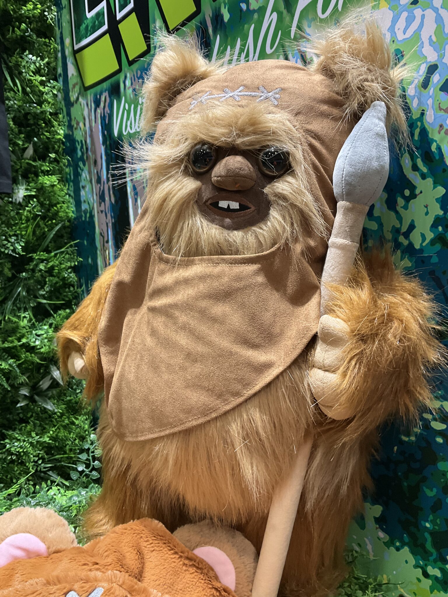 Happyくじ / STAR WARS™『EWOKS』2月6日発売！イウォークをフィーチャーしたくじが登場、ウィケットのBIGぬいぐるみも ...